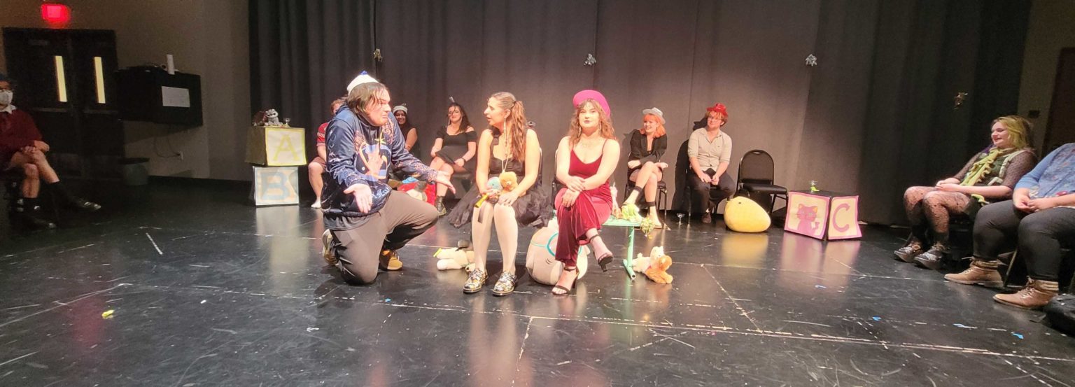 Club Spotlight: Untitled Titled Improv New Years Show – The Siskiyou